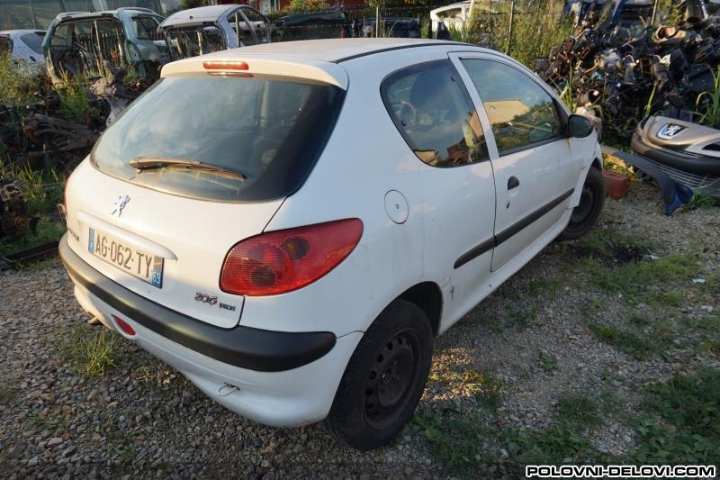 Peugeot 206 Bela 1.4hdi Kompletan Auto U Delovima