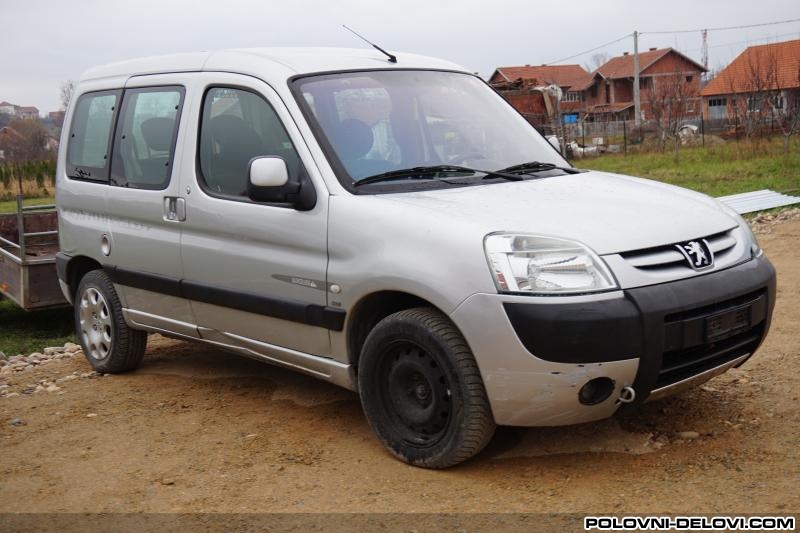 Peugeot Partner Siva Kompletan Auto U Delovima