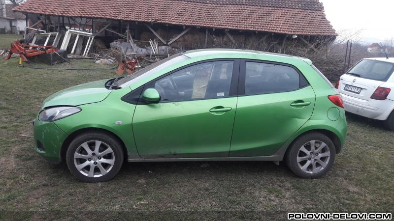 Mazda 2 Karoserija Karoserija