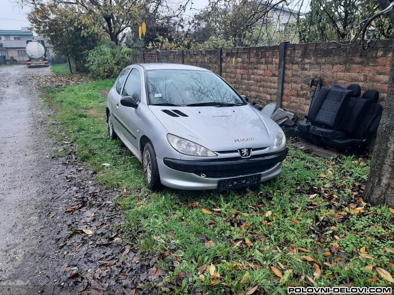 Peugeot 206 1.6 Kompletan Auto U Delovima