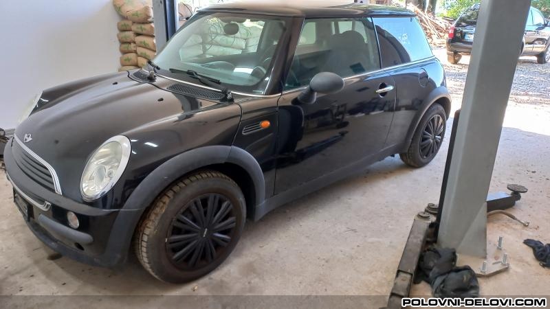 Mini Cooper Kompletan Auto U Delovima