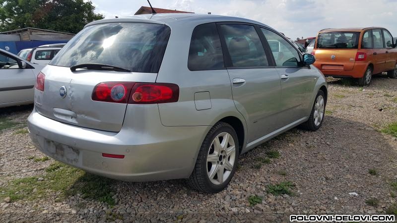 Fiat Croma Kompletan Auto U Delovima