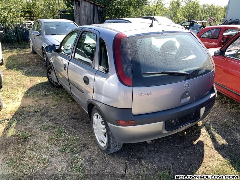 Opel Corsa C Polustranica Karoserija