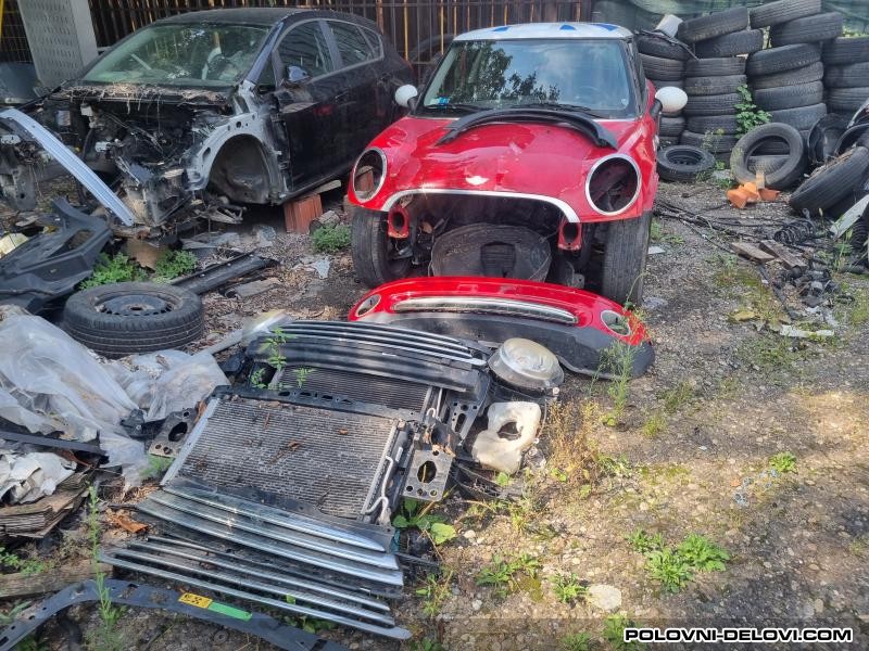 Mini Cooper 1.6b Kompletan Auto U Delovima