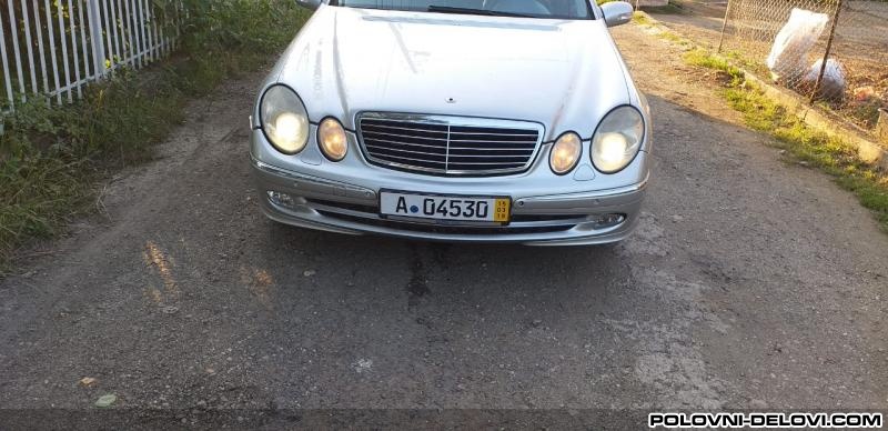 Mercedes E 220 W211 Delovi Smederev Karoserija