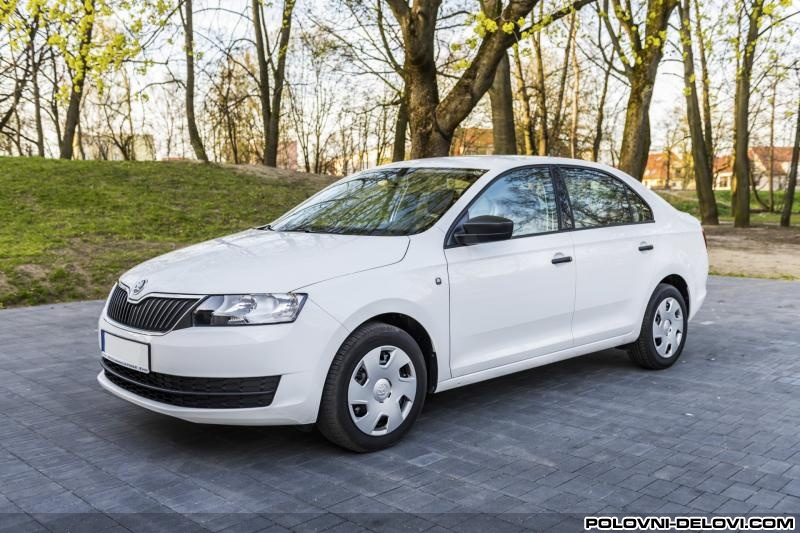 Skoda Rapid POLOVNI DELOVI Kompletan Auto U Delovima