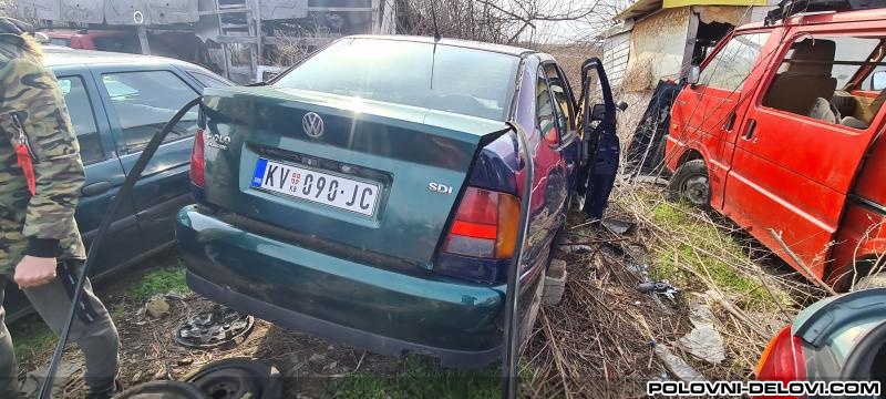 Volkswagen Polo Polovni Delovi Kompletan Auto U Delovima