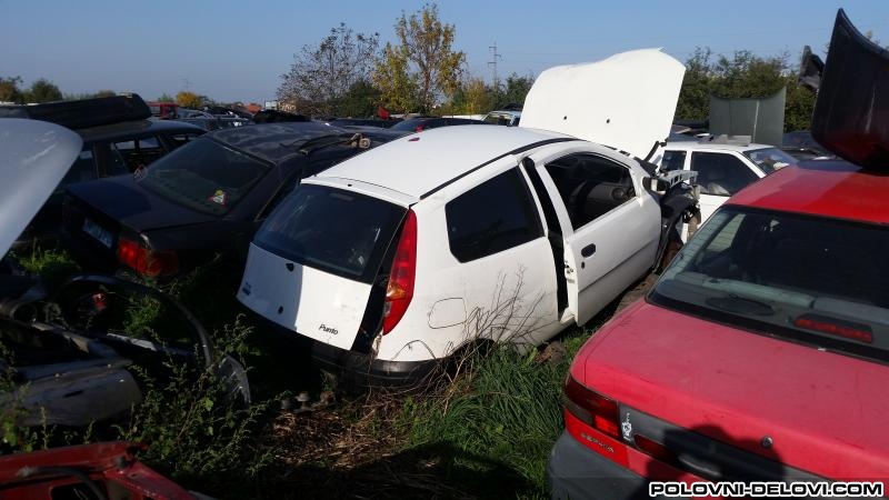 Fiat Punto PUNTO 1 2 Kompletan Auto U Delovima