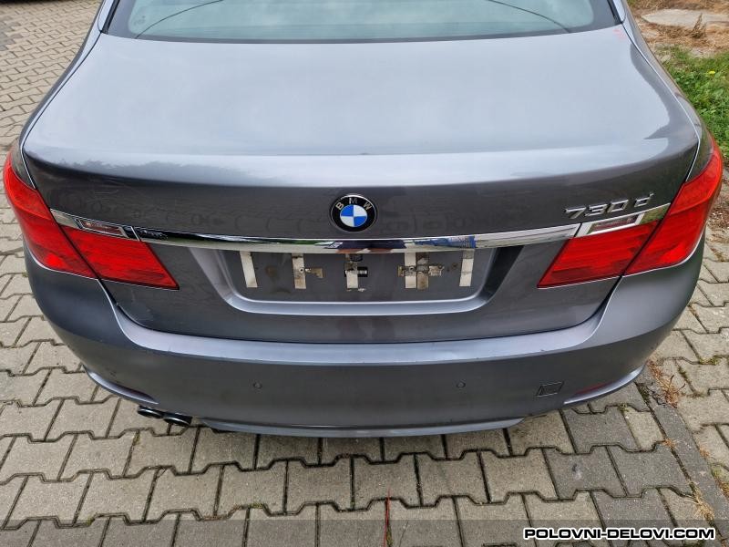 BMW 7 F02 Gepek Karoserija