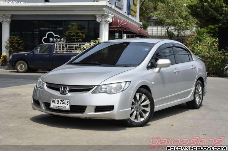 Honda Civic Fd 1.8 Kompletan Auto U Delovima