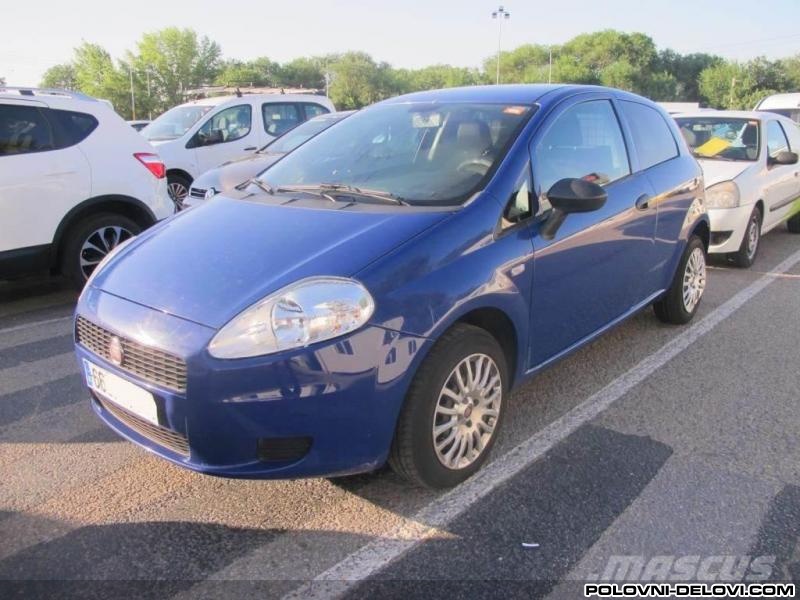 Fiat Grande Punto 1.4 Kompletan Auto U Delovima