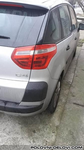 Citroen C4 Picasso Svetla I Signalizacija