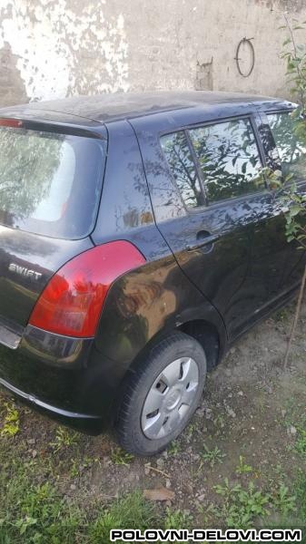 Suzuki Swift Kompletan Auto U Delovima