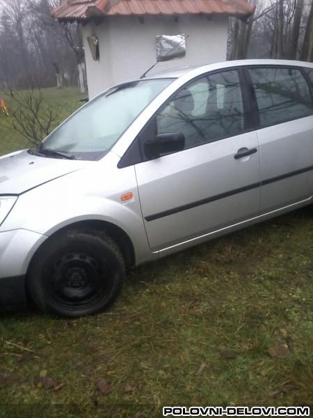 Ford Fiesta Povoljno. Karoserija