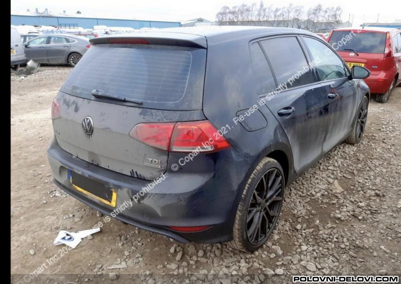 Volkswagen Golf 7 DESNO STOP SVETLO Svetla I Signalizacija