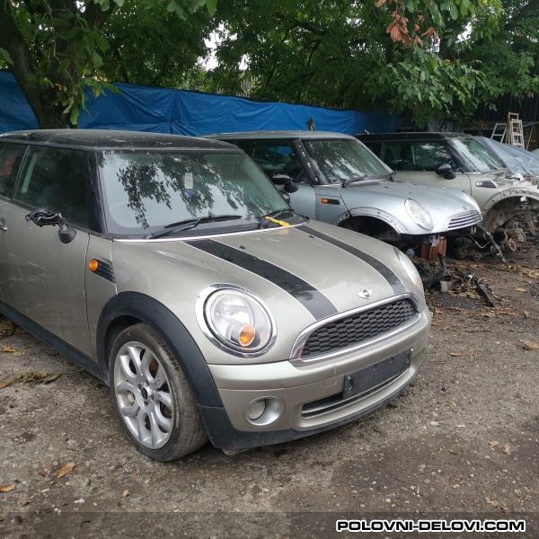 Mini Cooper 1.4b Kompletan Auto U Delovima