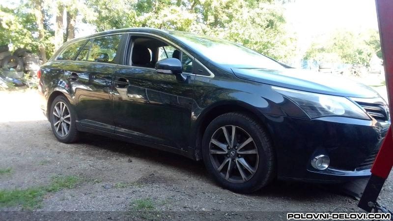 Toyota Avensis RAV4 CorollaVERSO Kompletan Auto U Delovima