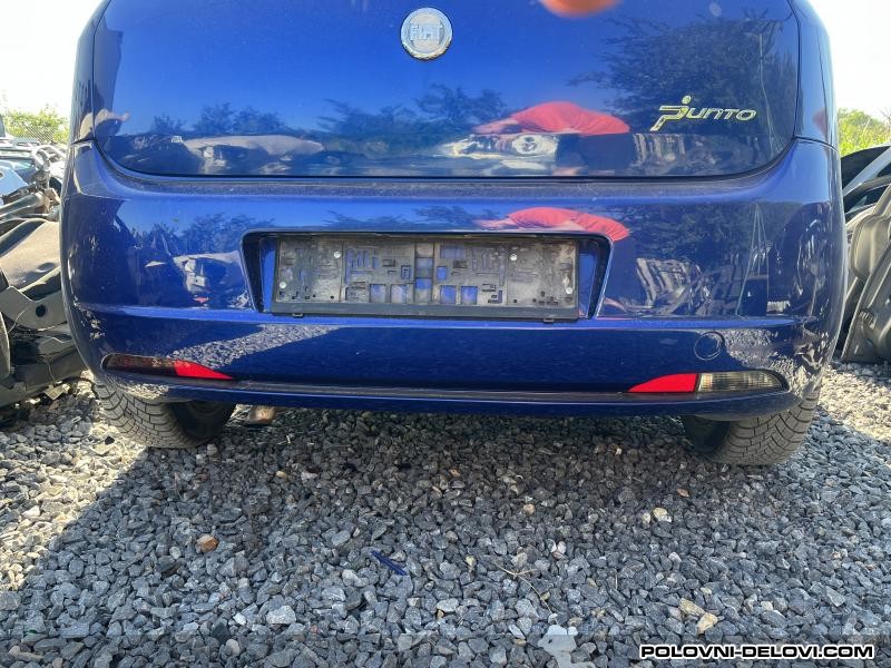 Fiat Grande Punto Zadnji Branik Karoserija