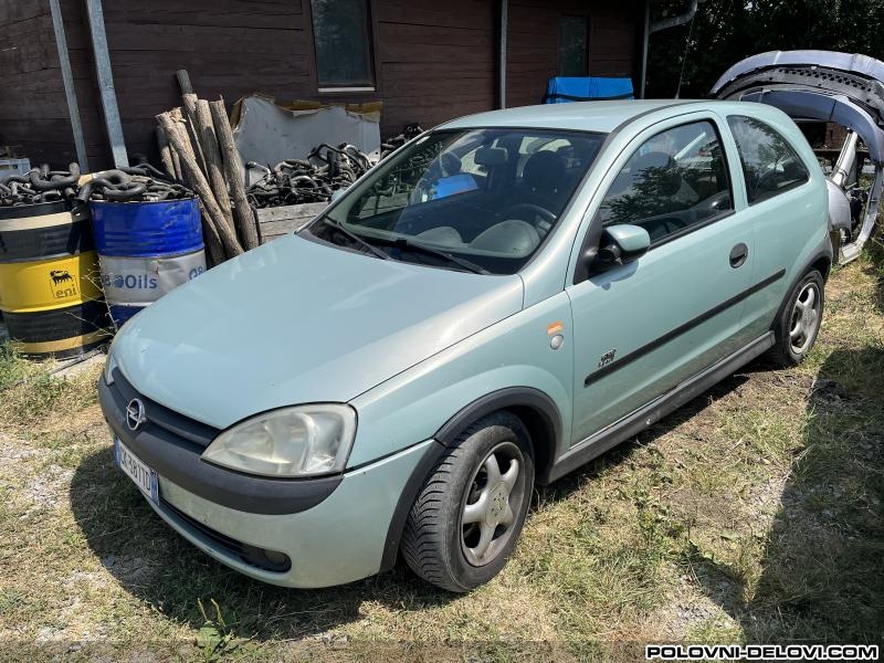 Opel Corsa C Levo Krilo Karoserija