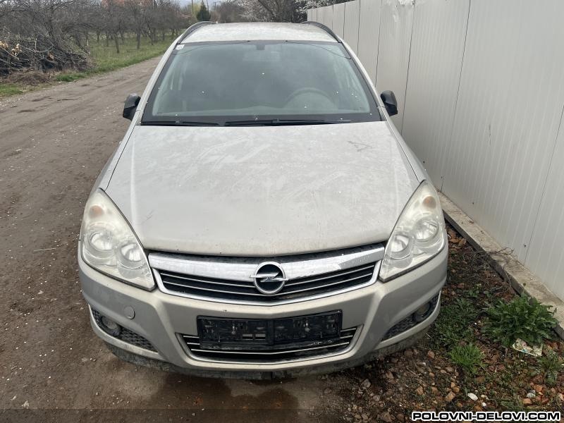 Opel Astra H Z167 Prednji Branik Karoserija