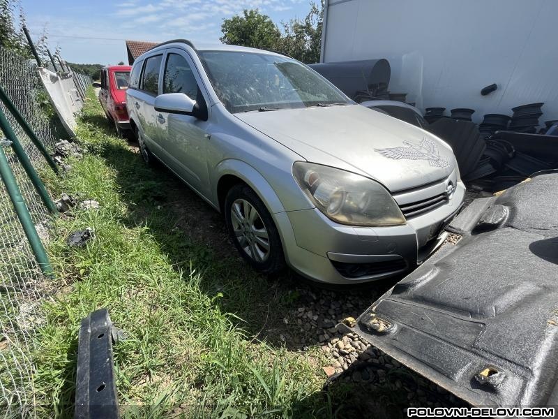 Opel Astra H Kompletan Auto U D Karoserija