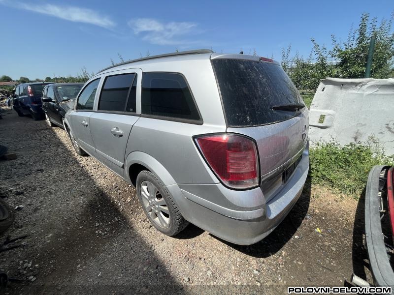 Opel Astra H Leva Zadnja Vrata Karoserija