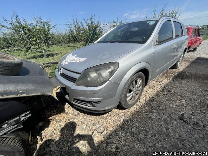 Opel Astra H Prednji Branik Karoserija