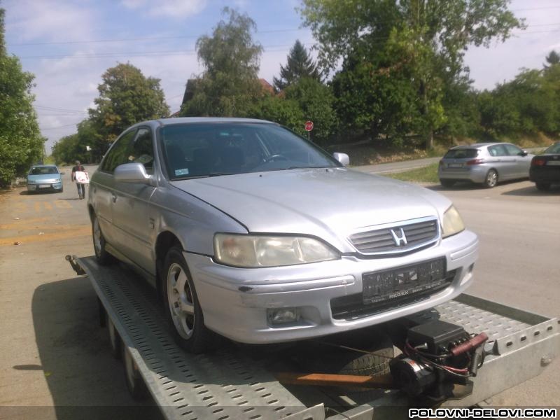 Honda Accord CG Karoserija
