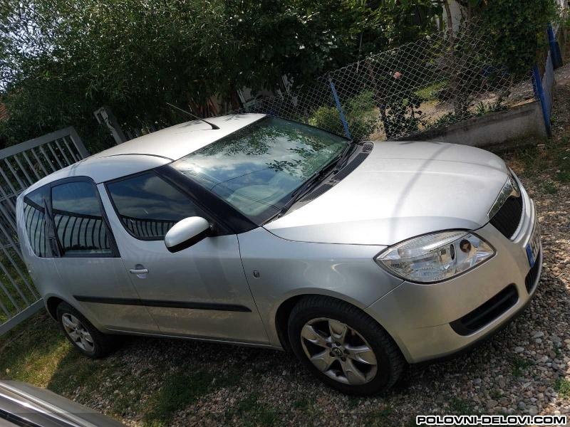 Skoda Roomster Praktik Rapid Fabia Kompletan Auto U Delovima