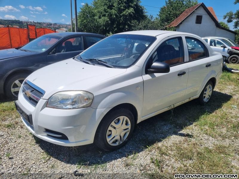 Chevrolet Aveo 1.2b Kompletan Auto U Delovima