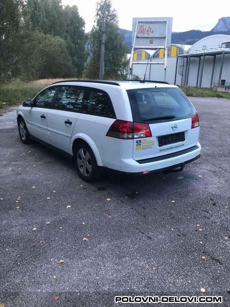 Opel Vectra Polustranica Karoserija