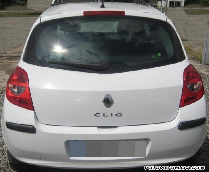 Renault Clio Zadnji Branik Karoserija