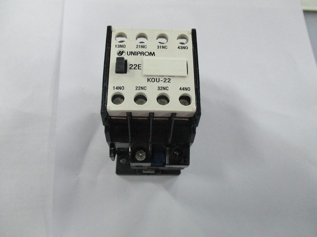 KONTAKTOR POMOCNI KOU-31 48V AC