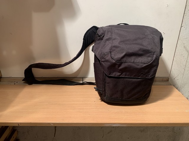 Lowepro urban photo sling 250