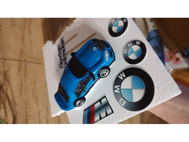 Ukrasi za tortu BMW auto