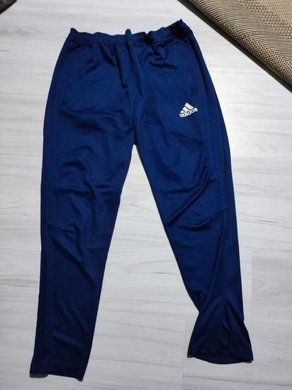 Original ADIDAS trenerka vel. XL - kao nova