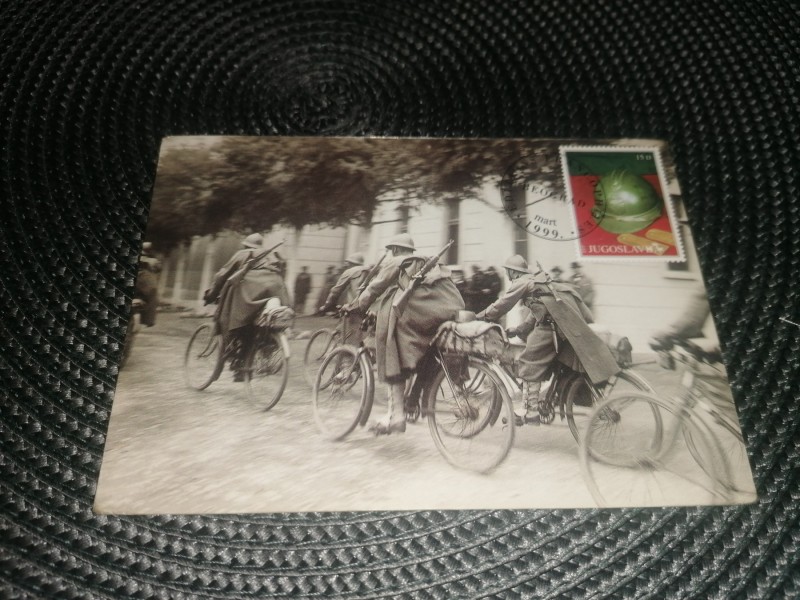 Edicija FRANCOPHILE - VELOSIPEDSKA ČETA