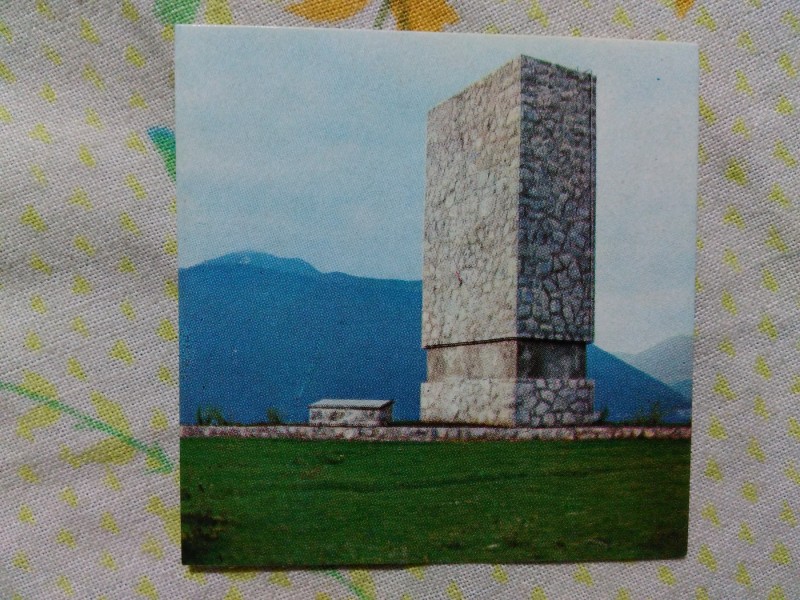 Spomenici revolucije broj 84