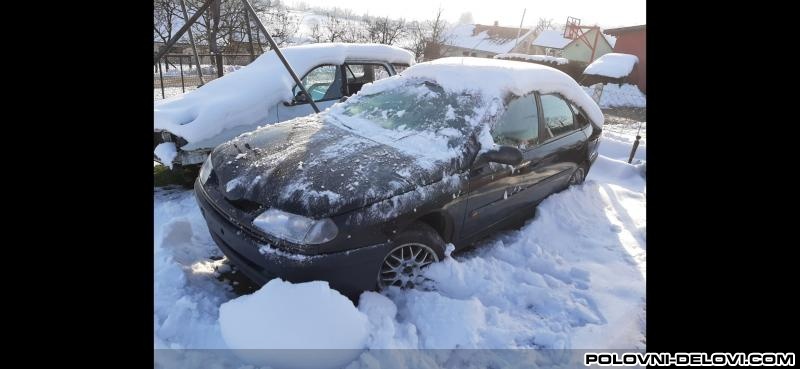 Renault Laguna 1.8 8V Razni Delovi