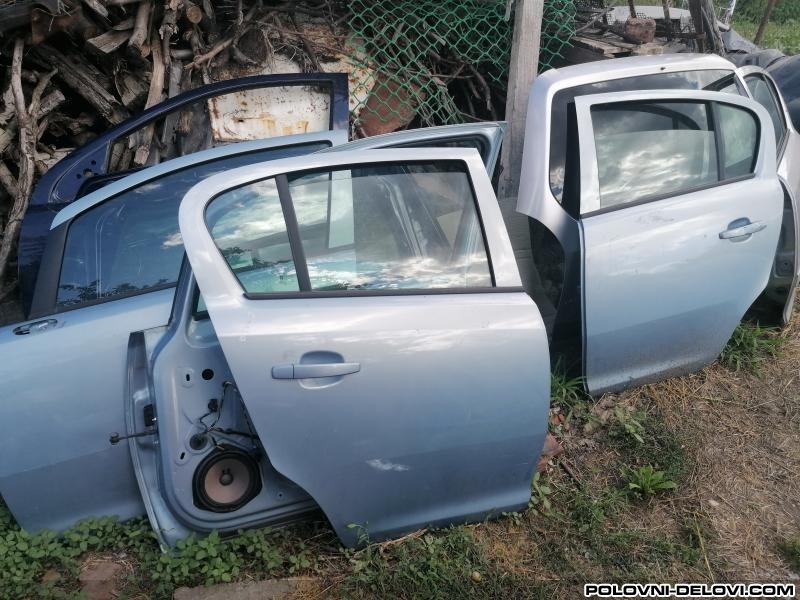 Opel Corsa 1.2 Karoserija