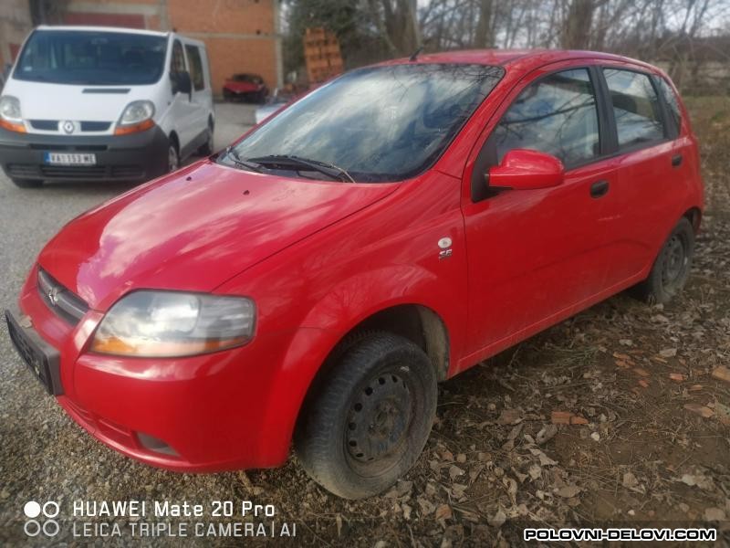 Chevrolet Aveo 1.2b Kompletan Auto U Delovima