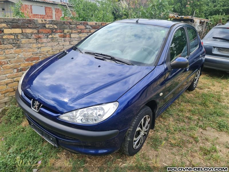 Peugeot 206 1.1 B Kompletan Auto U Delovima