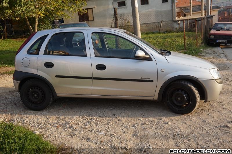 Opel Corsa Zadnja Desna Vrata Karoserija