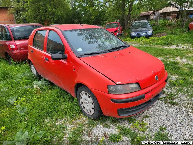 Fiat Punto 1.9 J T D Kompletan Auto U Delovima