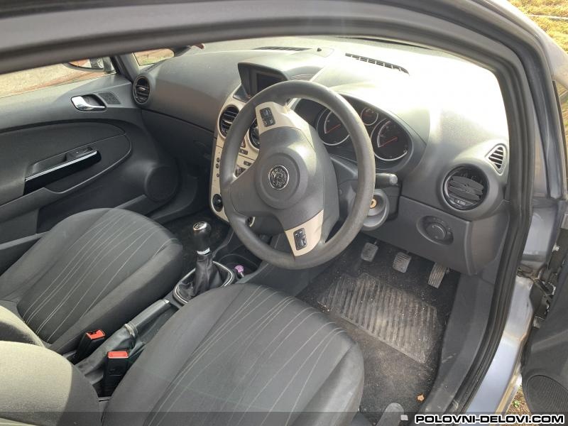 Opel Corsa D spulna Volana Enterijer