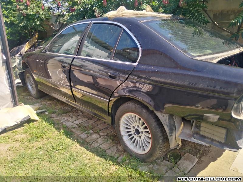 BMW 528 E39 Razni Delovi Izduvni Sistem