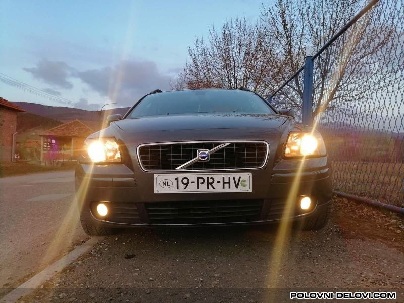 Volvo V50 Karoserija