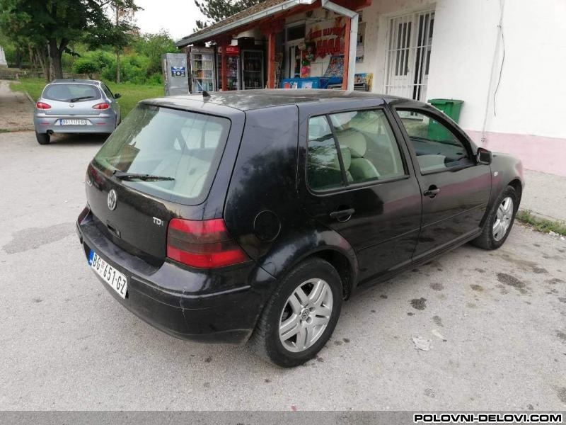 Volkswagen Golf 4 Kompletan Auto U Delovima