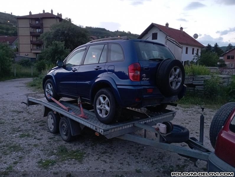 Toyota RAV 4 4wD Kompletan Auto U Delovima