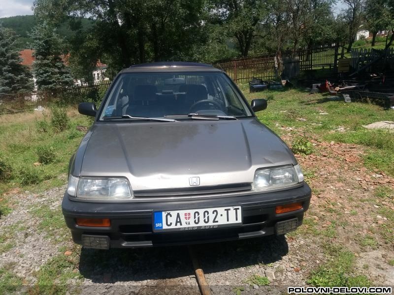 Honda Civic Kompletan Auto U Delovima